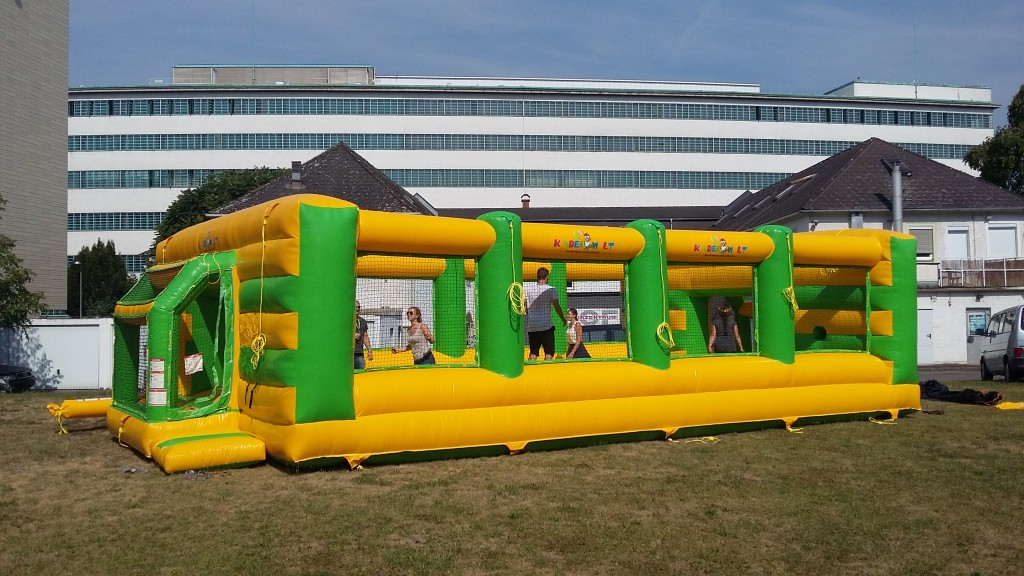 Bungee Soccer - OÖ Kinderwelt